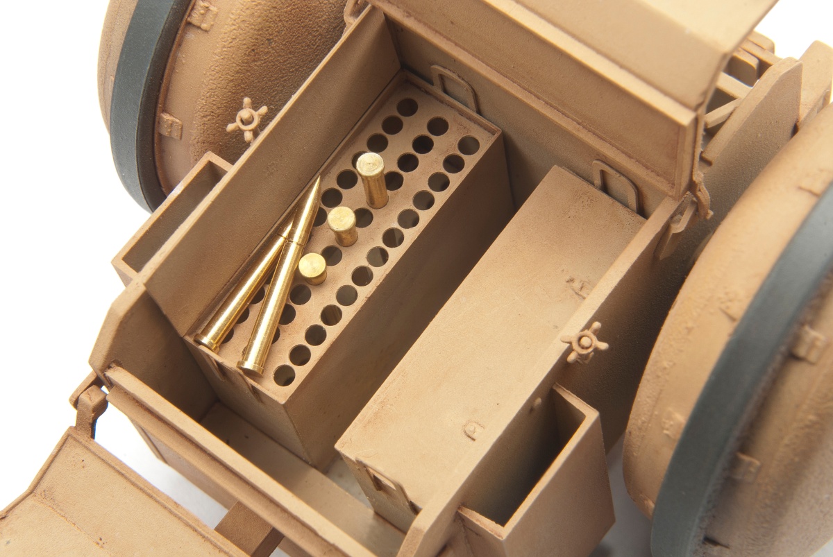 British Rota Trailer with 2-Pound Ammunition Set 1:35 AFV Club 35264 ...